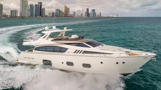 Ferretti motor yacht Evolution sold